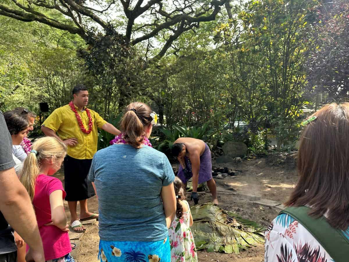 Our Review of the Toa Luau on Oahu - OahuTripPlanner.com