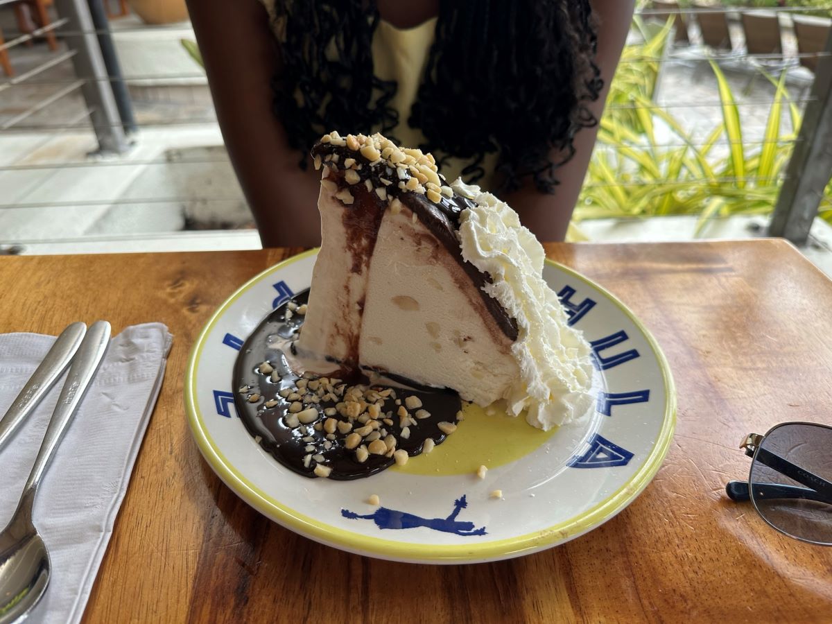 8 Best Restaurants in Waikiki With a View From a Local ...
