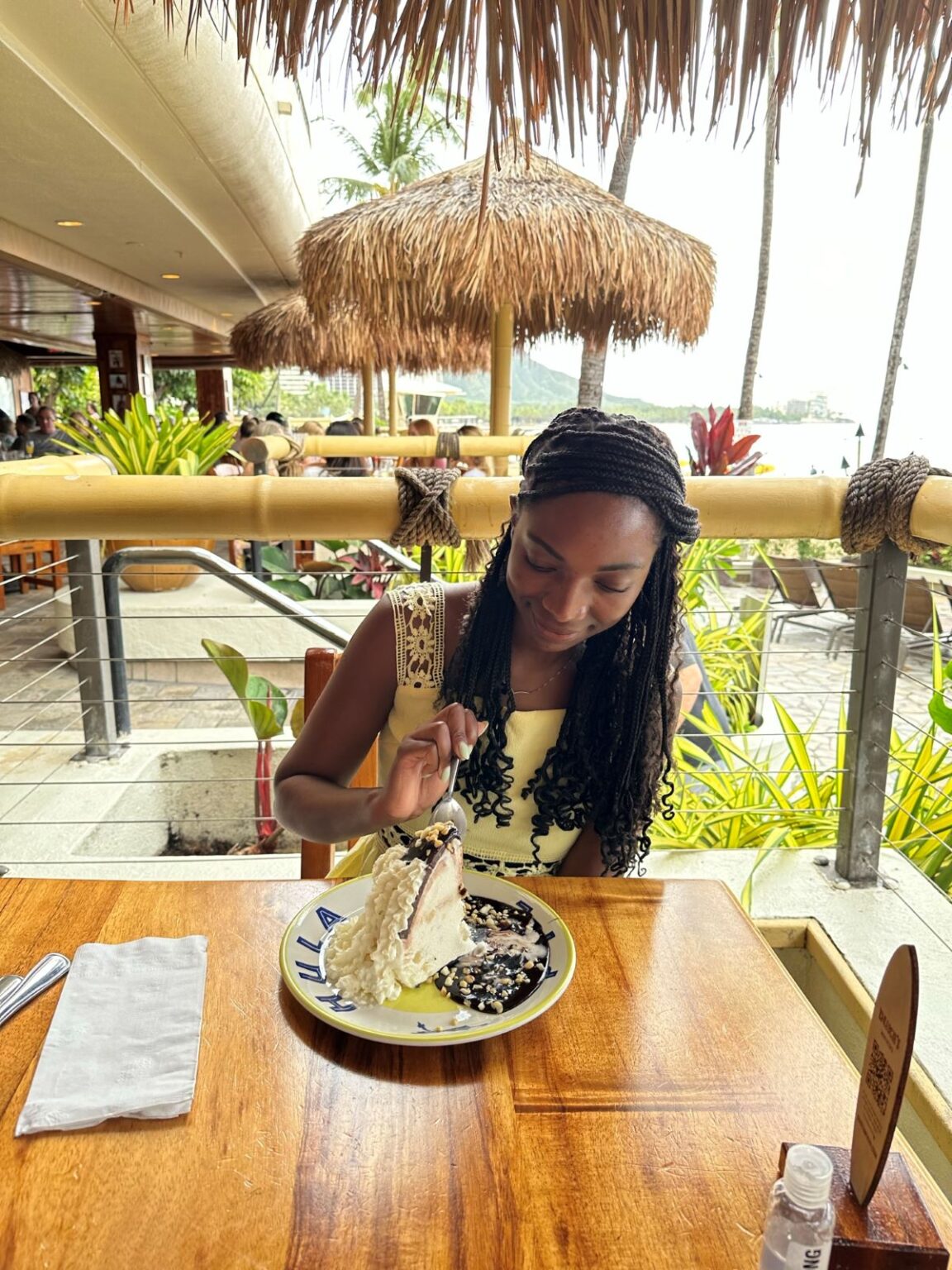 8 Best Restaurants in Waikiki With a View From a Local ...