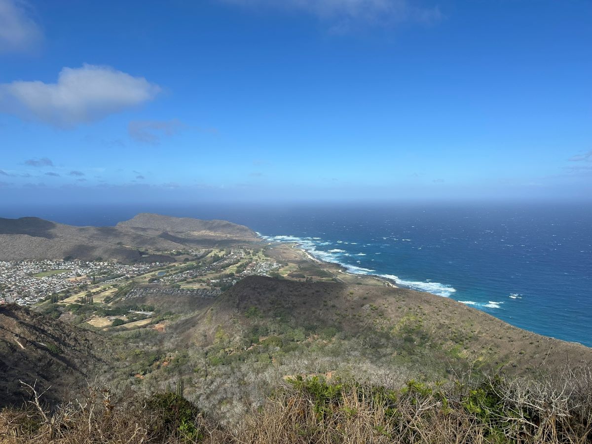 A Local's Guide to Hiking Koko Head Trail on Oahu - OahuTripPlanner.com