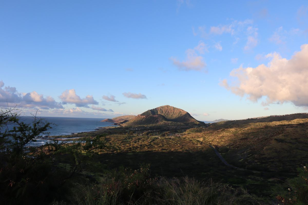 A Locals Guide to Hiking the Makapu’u Point Lighthouse Trail ...