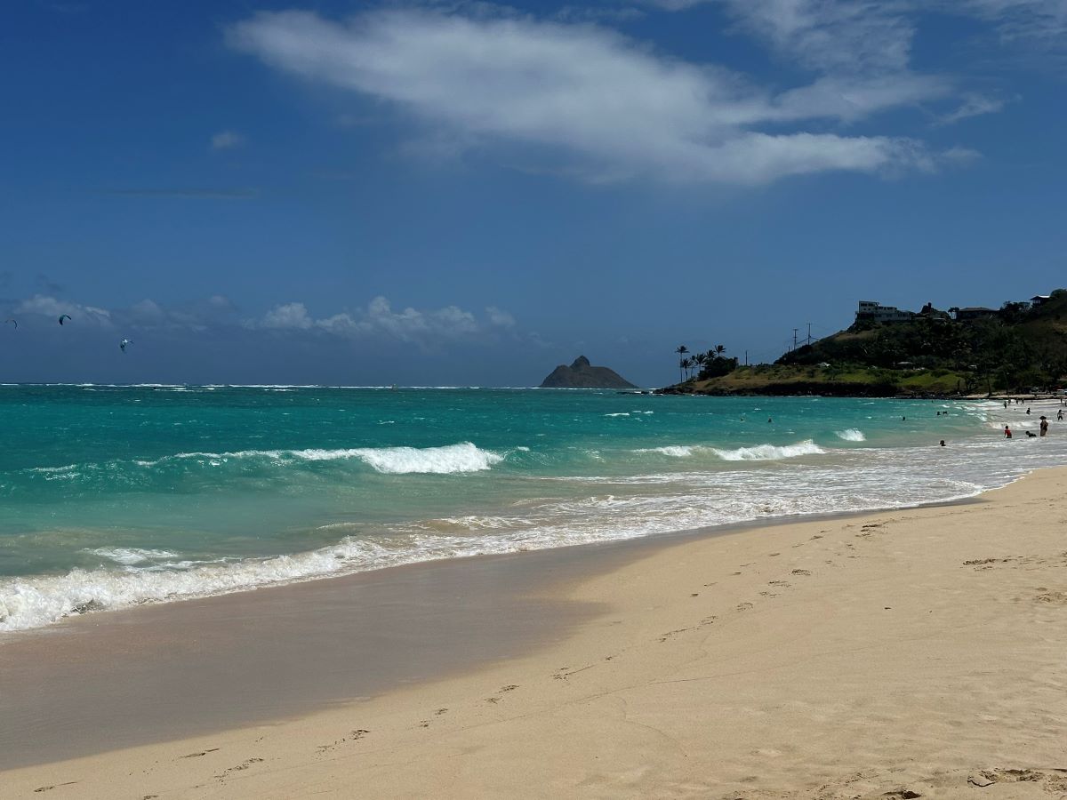6 Oahu Beaches Too Beautiful to Ignore - OahuTripPlanner.com