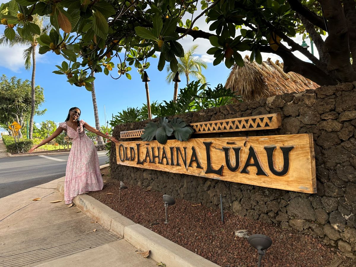 Old Lahaina Luau Review: Is It Worth It? - OahuTripPlanner.com