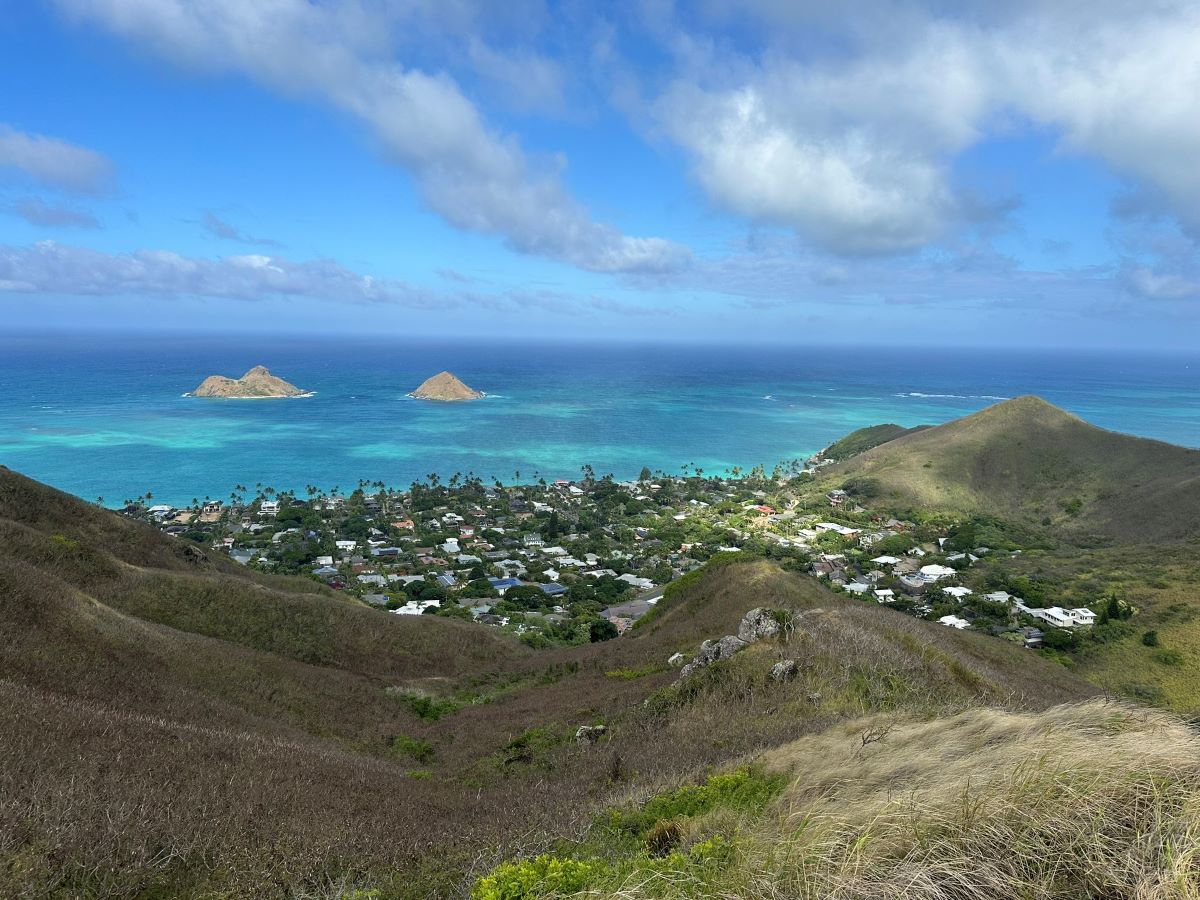 Guide to Hiking the Lanikai Pillbox Trail the Backway - OahuTripPlanner.com